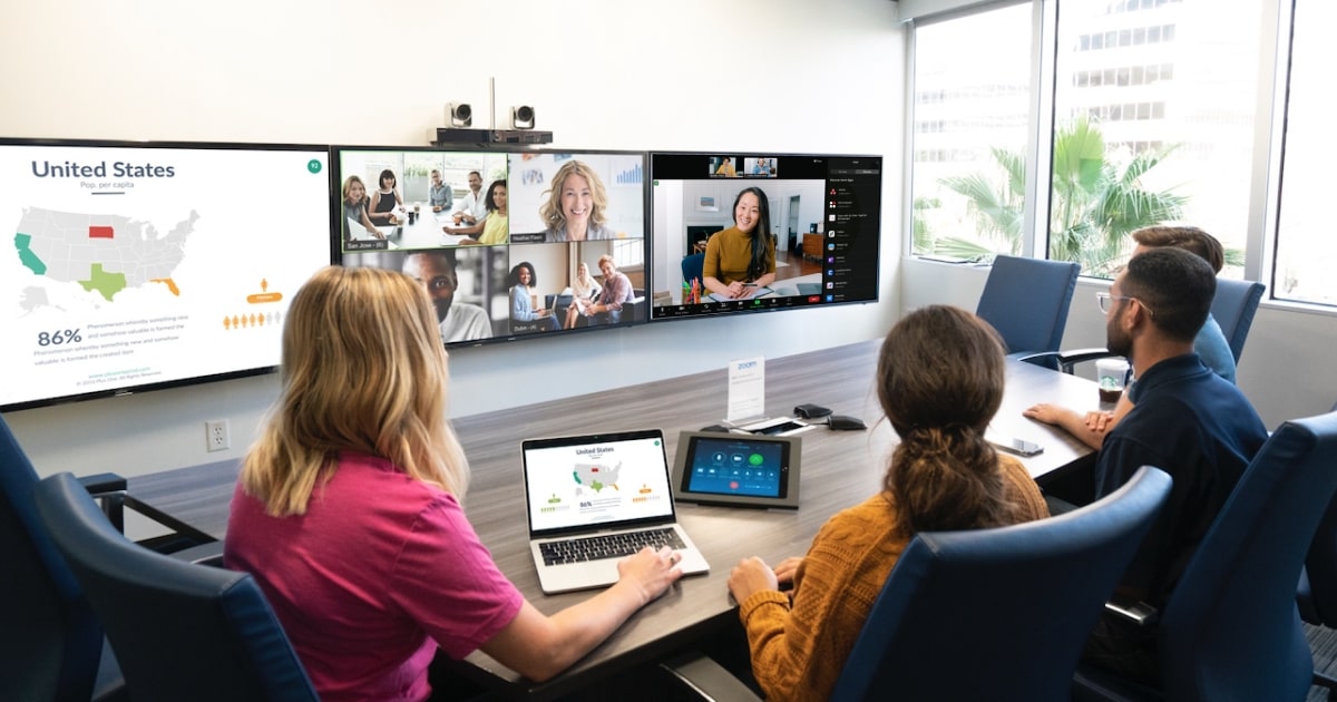 Private live streaming of Zoom meetings on digital signage