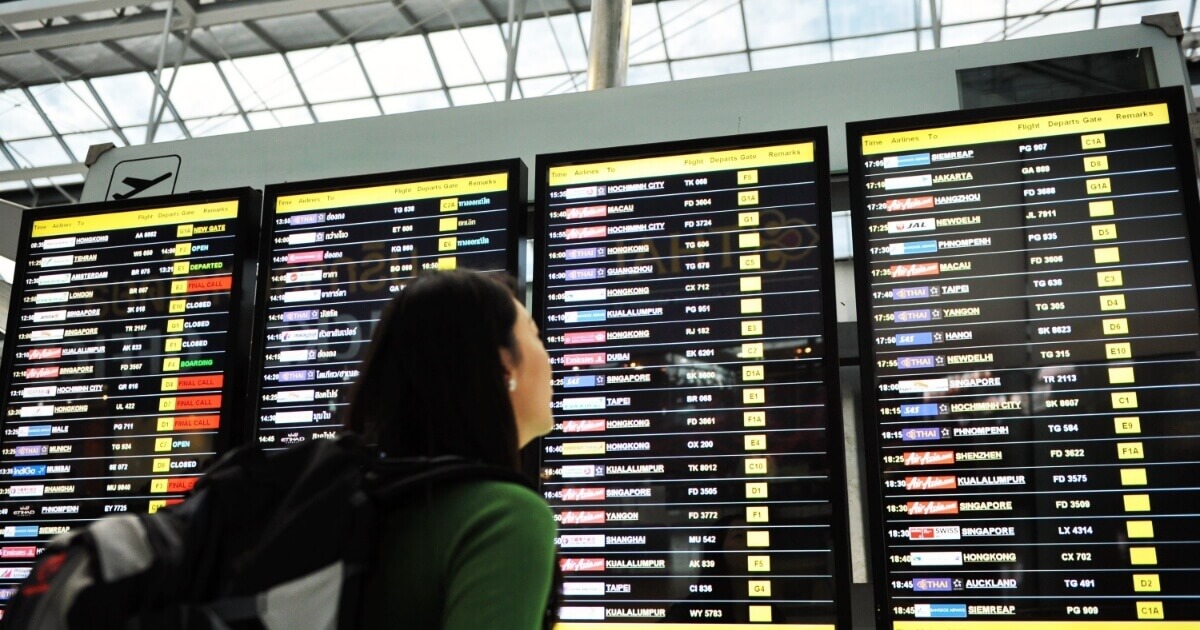 Why airports must adopt digital signage solutions? 10 Reasons