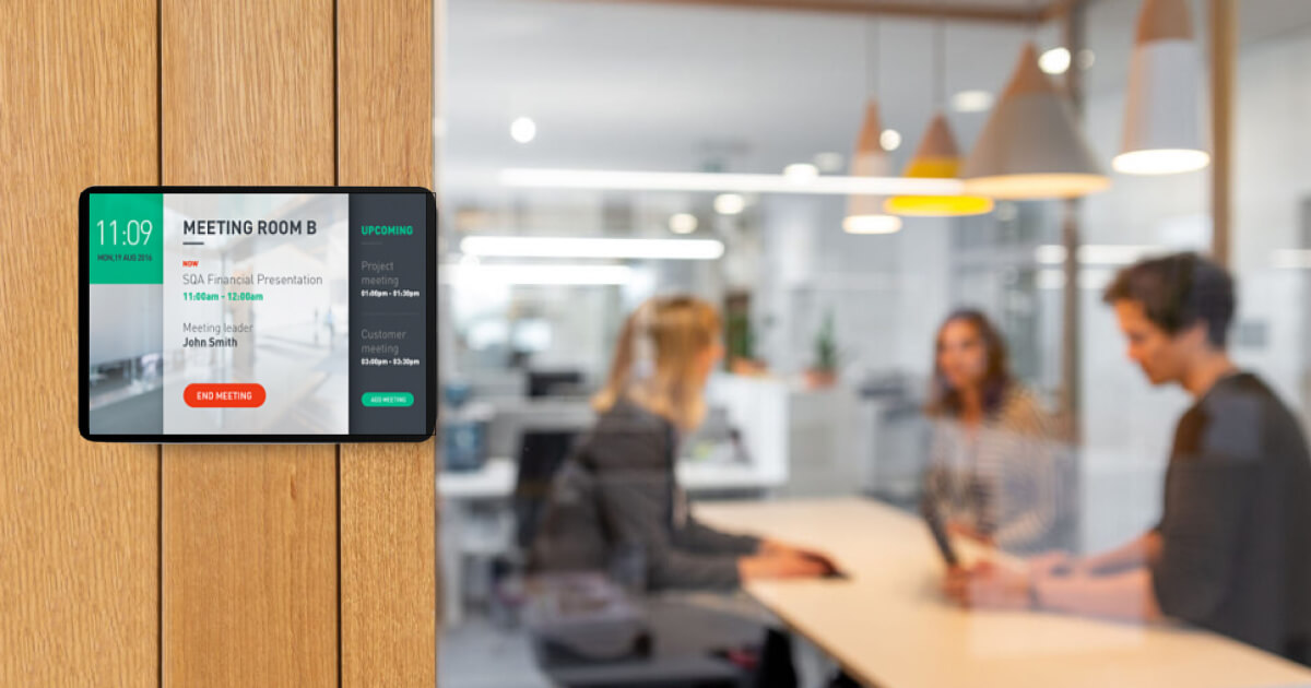 How Digital Signage Can Enhance the Employee Experience