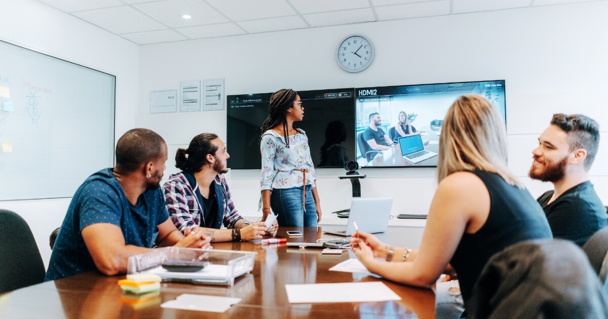 8 inspiring internal communication strategies in 2025-26