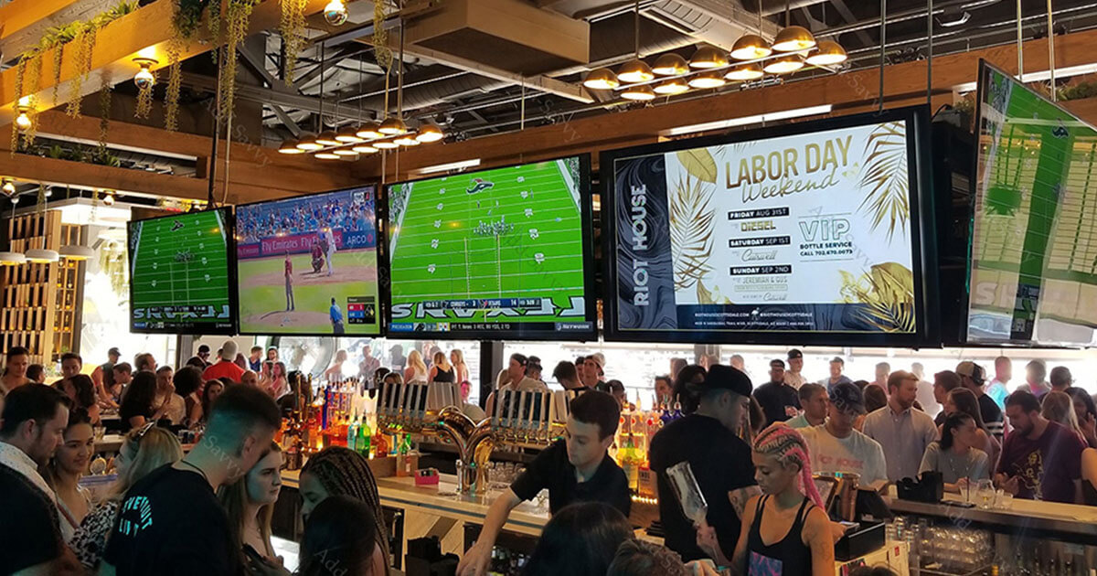 How to best use your pub and bar digital signage? - Pickcel